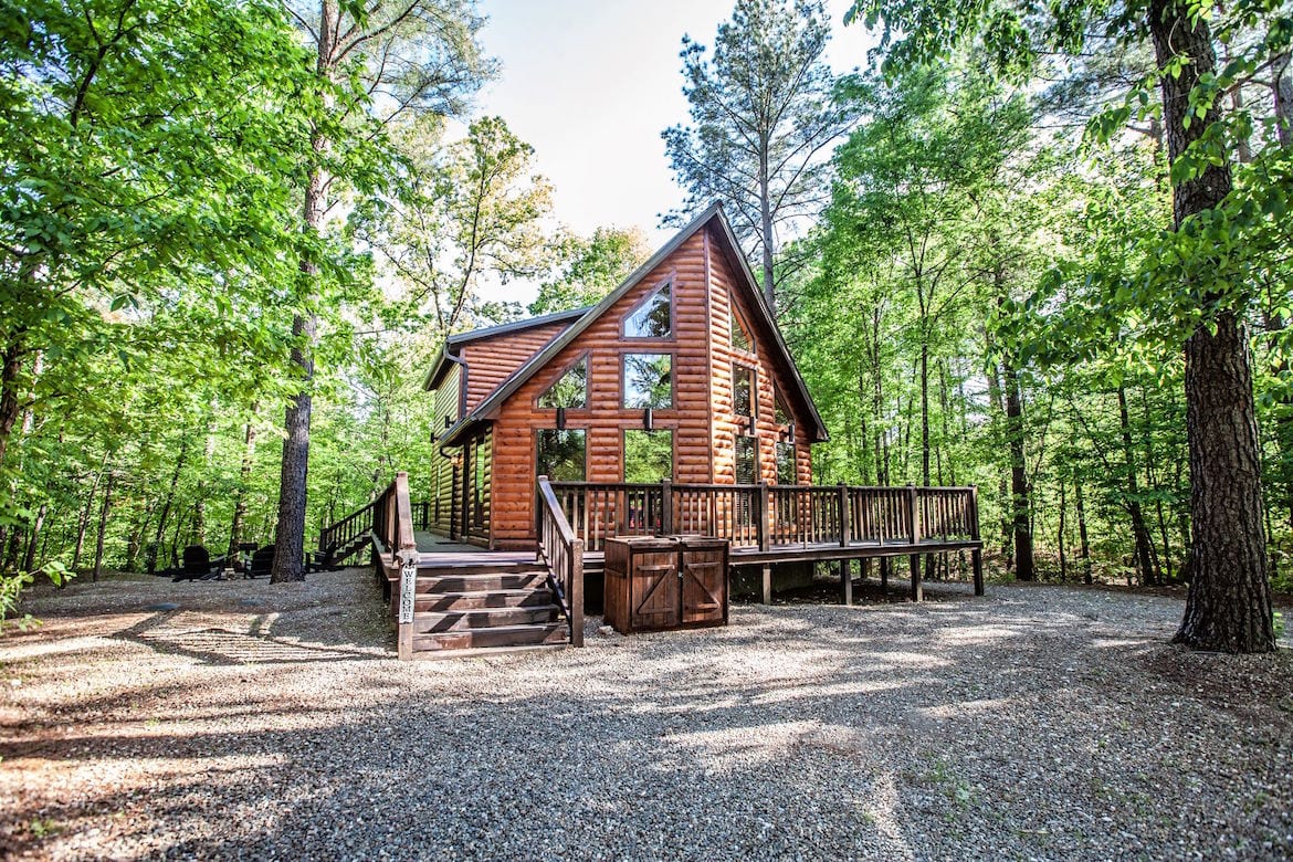 Winding Brook Lodge | Beavers Bend Cabin Country