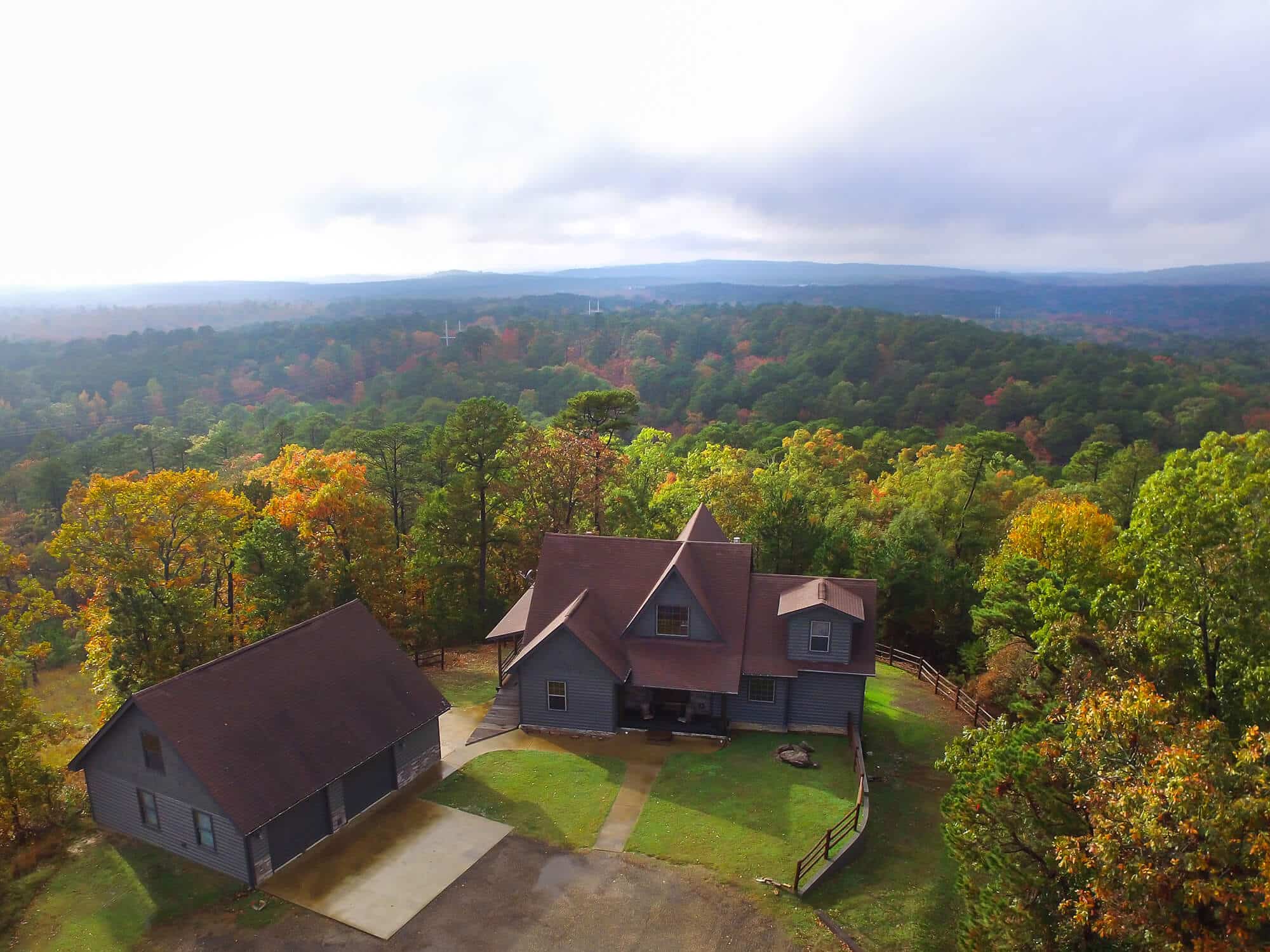 The Hilltop at Eagle Ridge | Beavers Bend Cabin Country