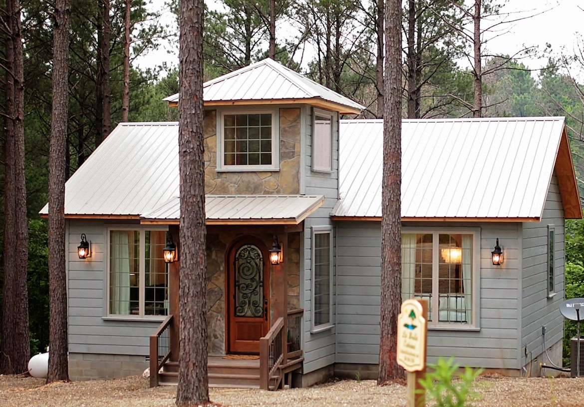 La Bella Cabina | Beavers Bend Cabin Country